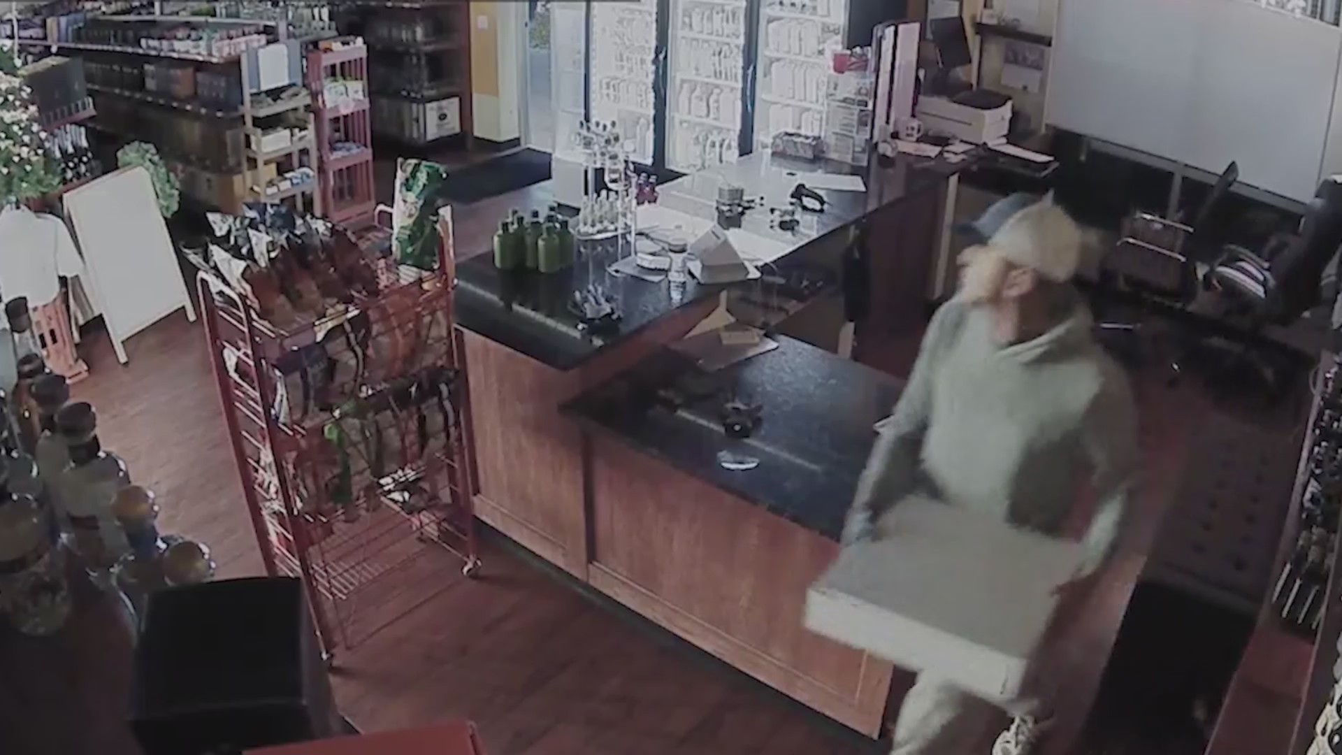 Thief caught on camera stealing cash register – FOX31 Denver