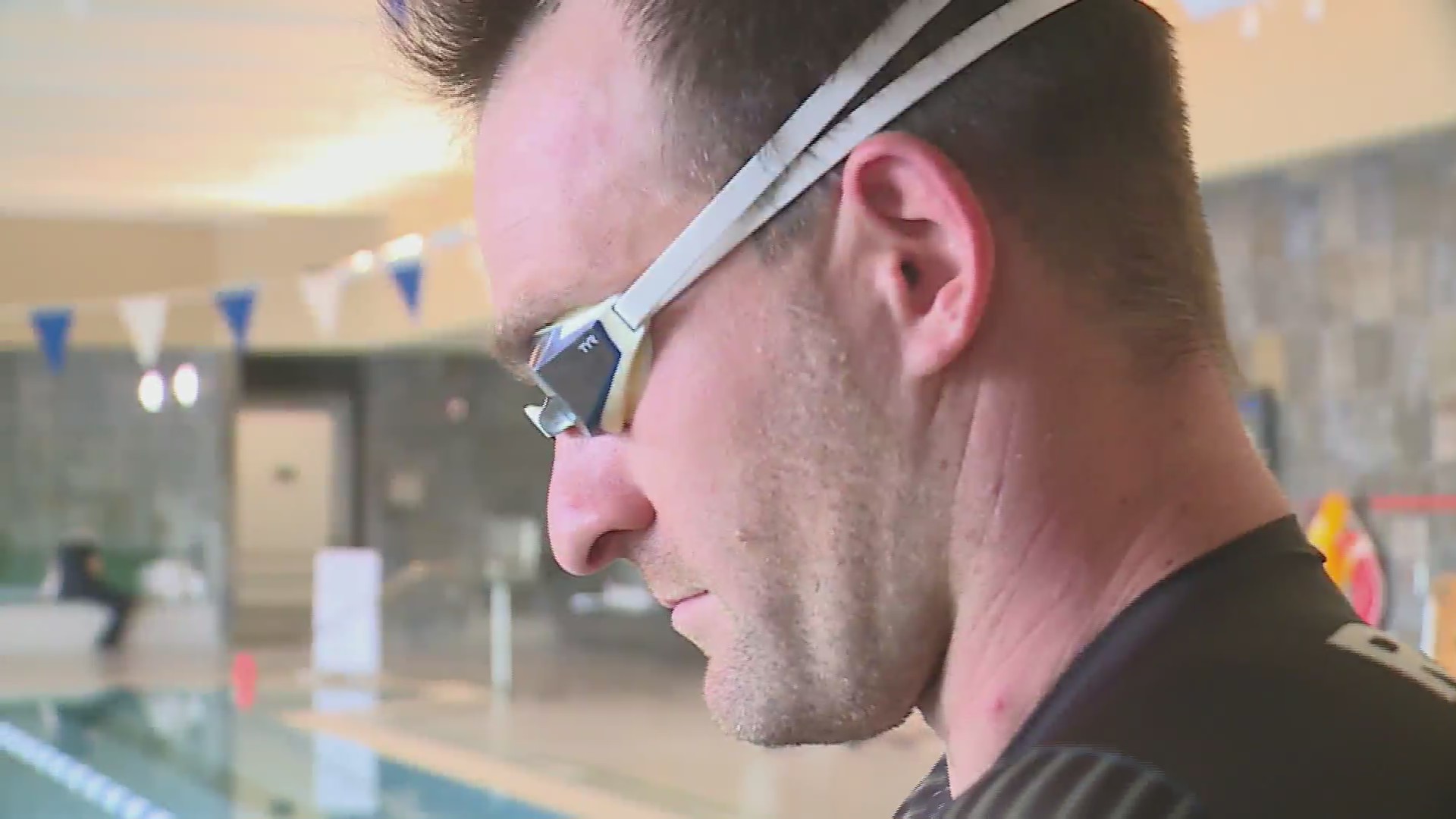Triathlete inspired by mom’s courage attempts world record for charity ...