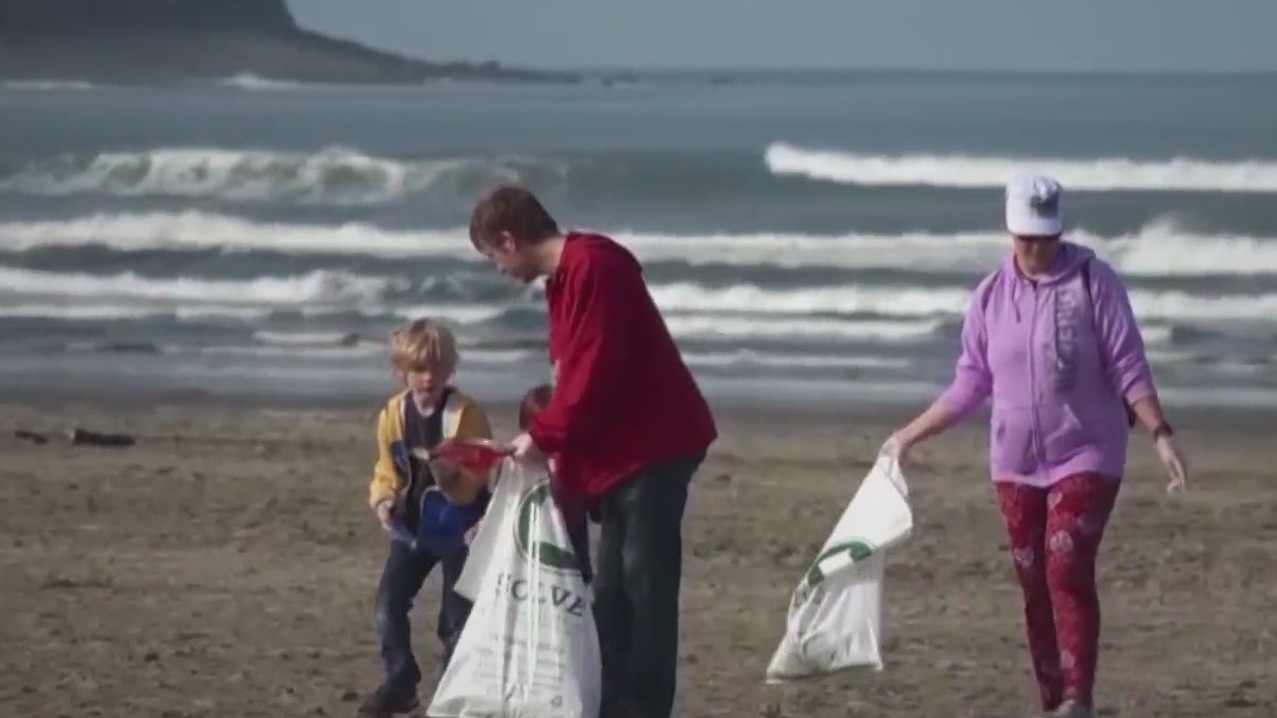 SOLVE Oregon Spring Cleanup goes to Park Blocks – KOIN.com