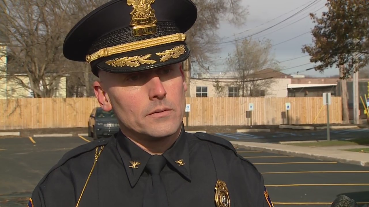 GRPD: Suspect dead after shootout with officers – WOODTV.com