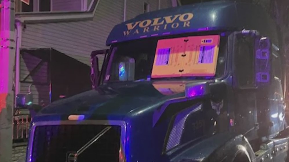 NYPD unveils ‘barnacle’ windshield boot for vehicles violating parking ...