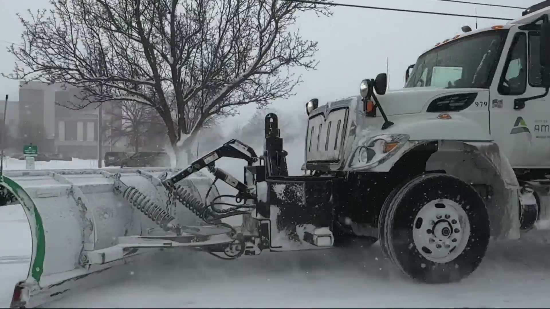 Snow Plow Crews in Ames going around the clock – who13.com