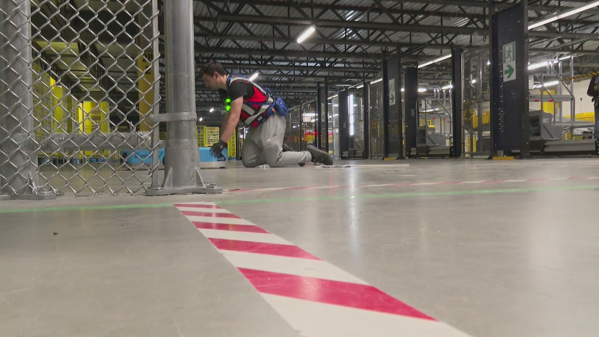Virginia’s first Amazon robotic fulfillment center opens in Suffolk ...