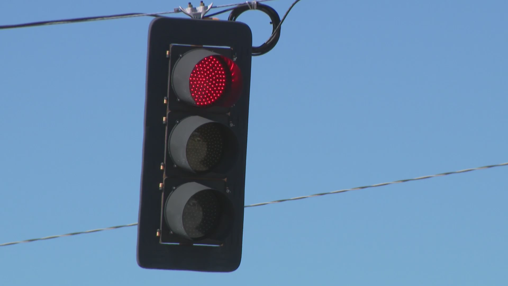Augusta leaders discuss possibility of red light traffic cameras – WJBF