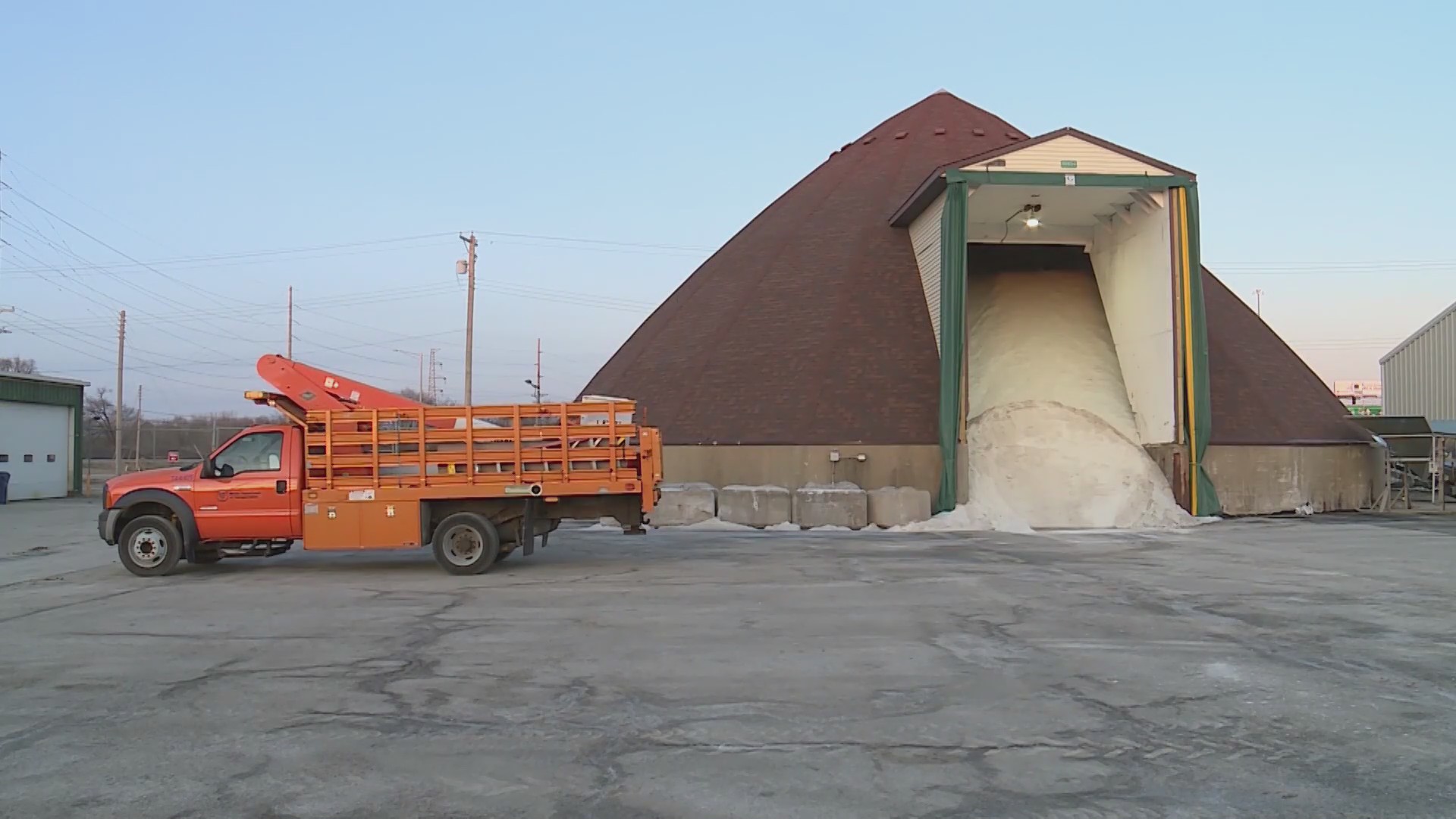 MoDOT, IDOT preparing for first snowfall of season – FOX 2