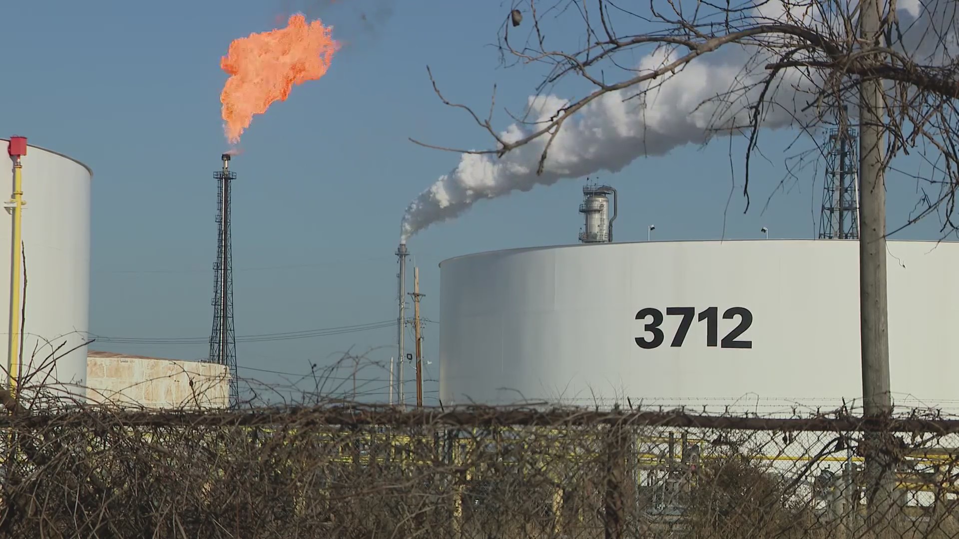 Power outage at BP Refinery in Whiting, evacuation order lifted – WGN-TV