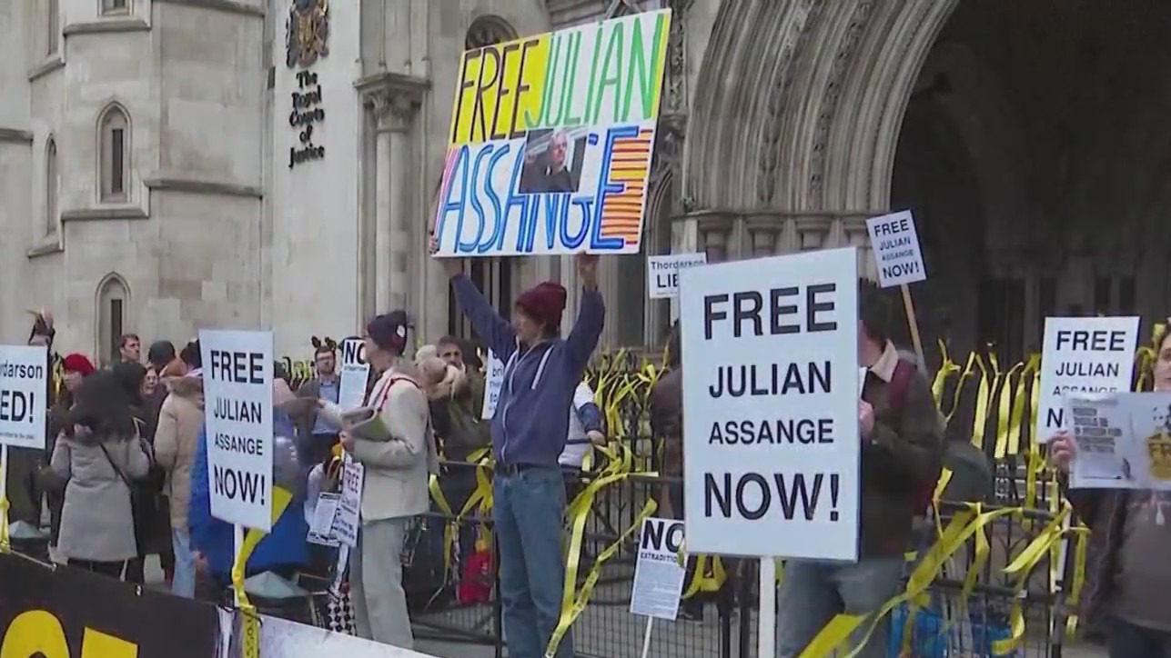 US lawyers tell a UK court why Julian Assange should face spying ...