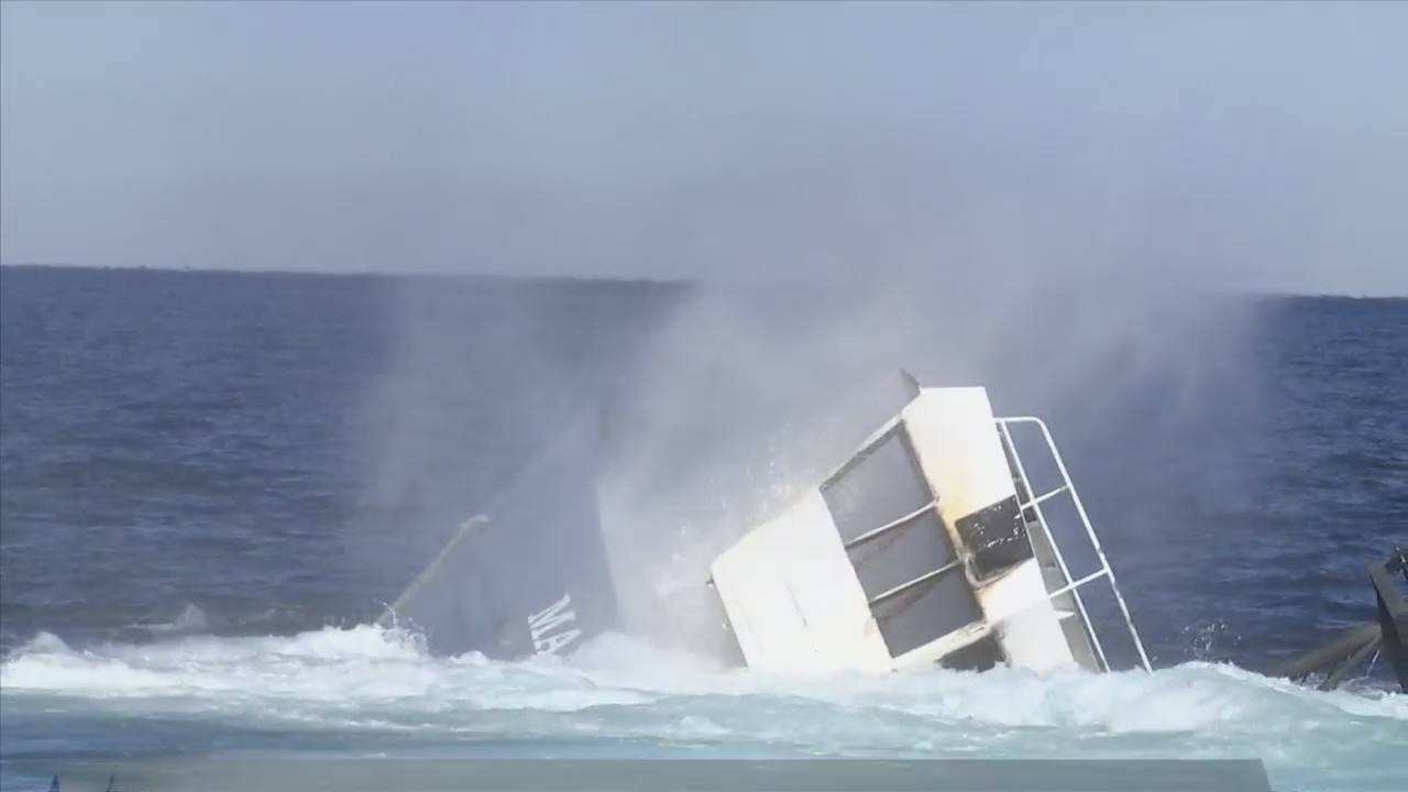 Destin officials sink 180-foot ship to create artificial reef ...