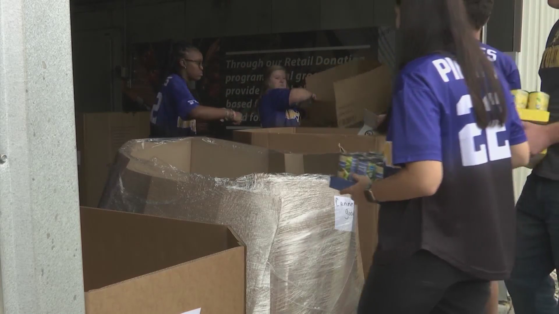 ECU collecting food during canned food drive competition – WNCT