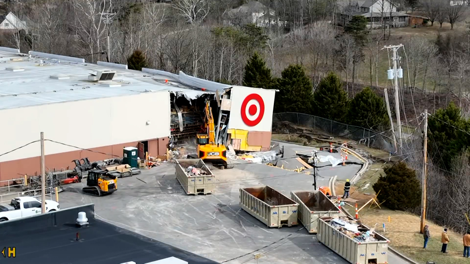 WATCH: Parts of Barboursville Target being demolished – WOWK 13 News
