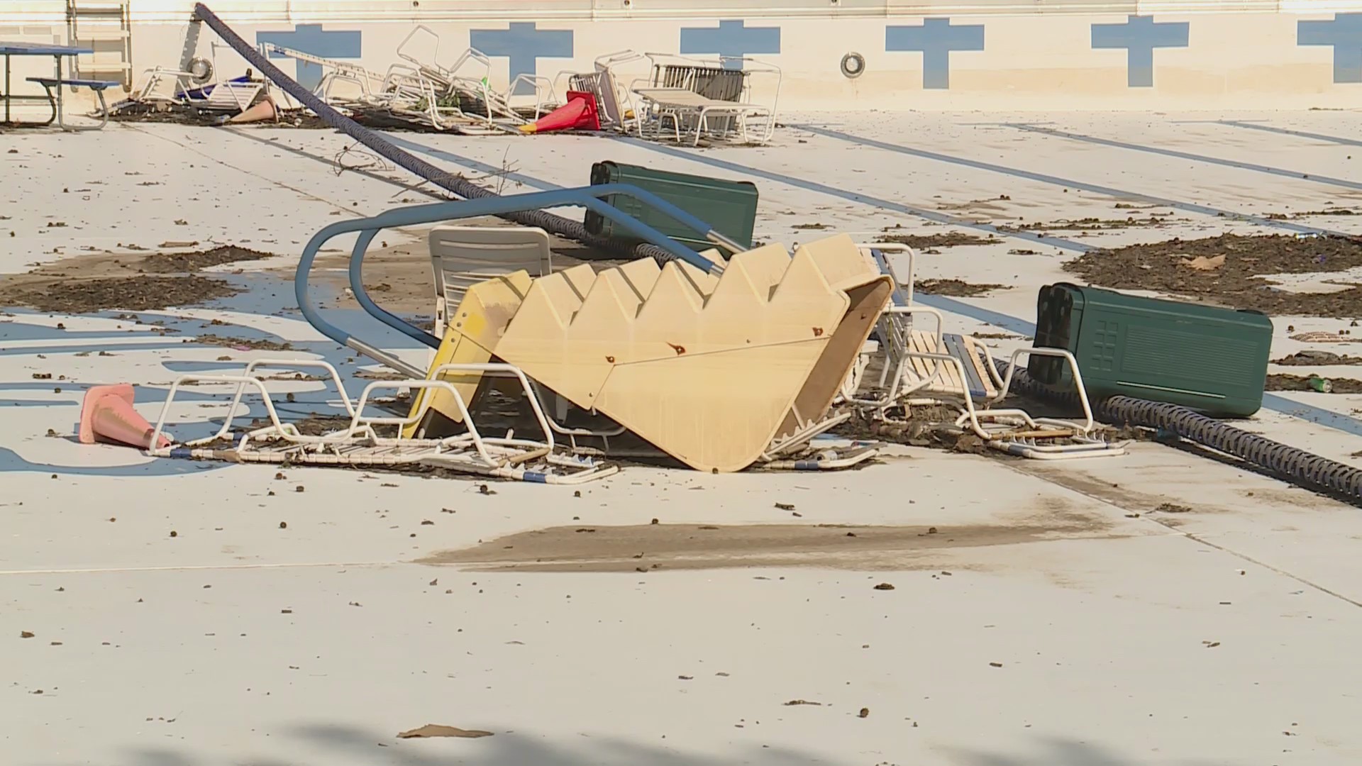 Heavy cleanup efforts underway at University City pool – FOX 2