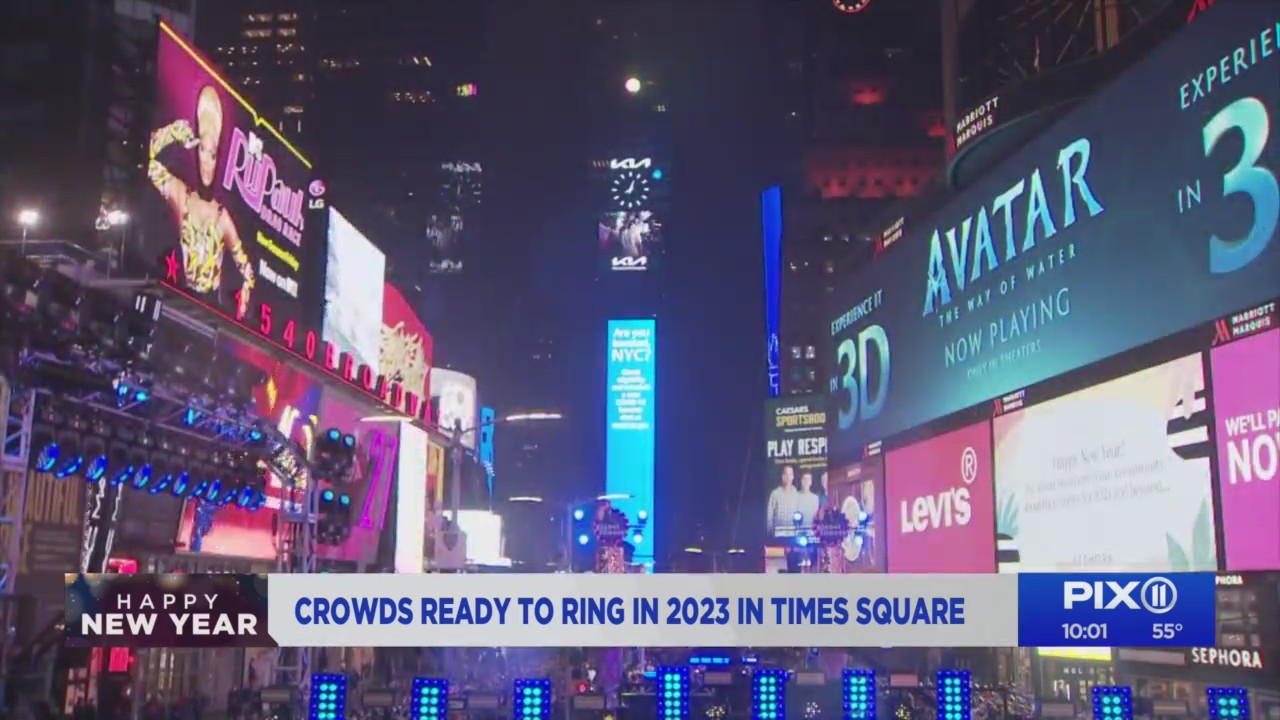 Crowds ready to ring in 2023 in Times Square – PIX11