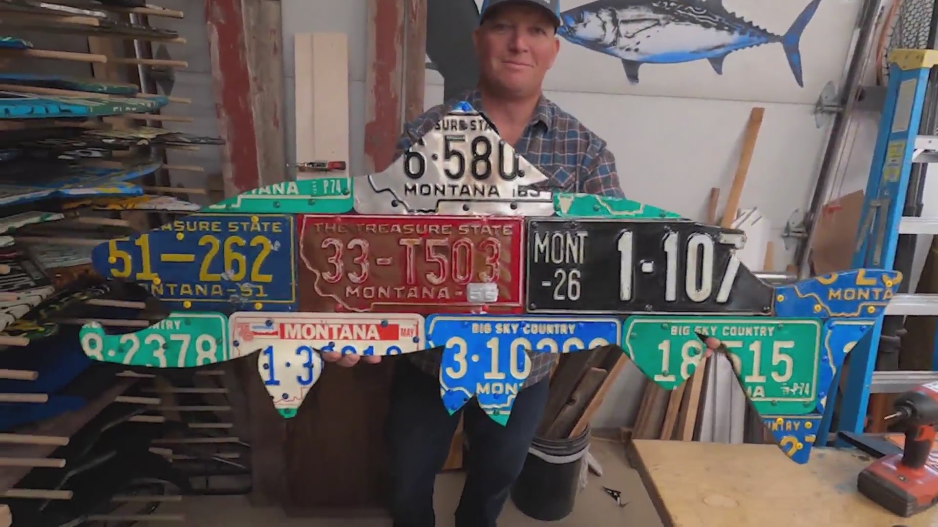 Outdoorsman crafts custom art with license plates – FOX31 Denver