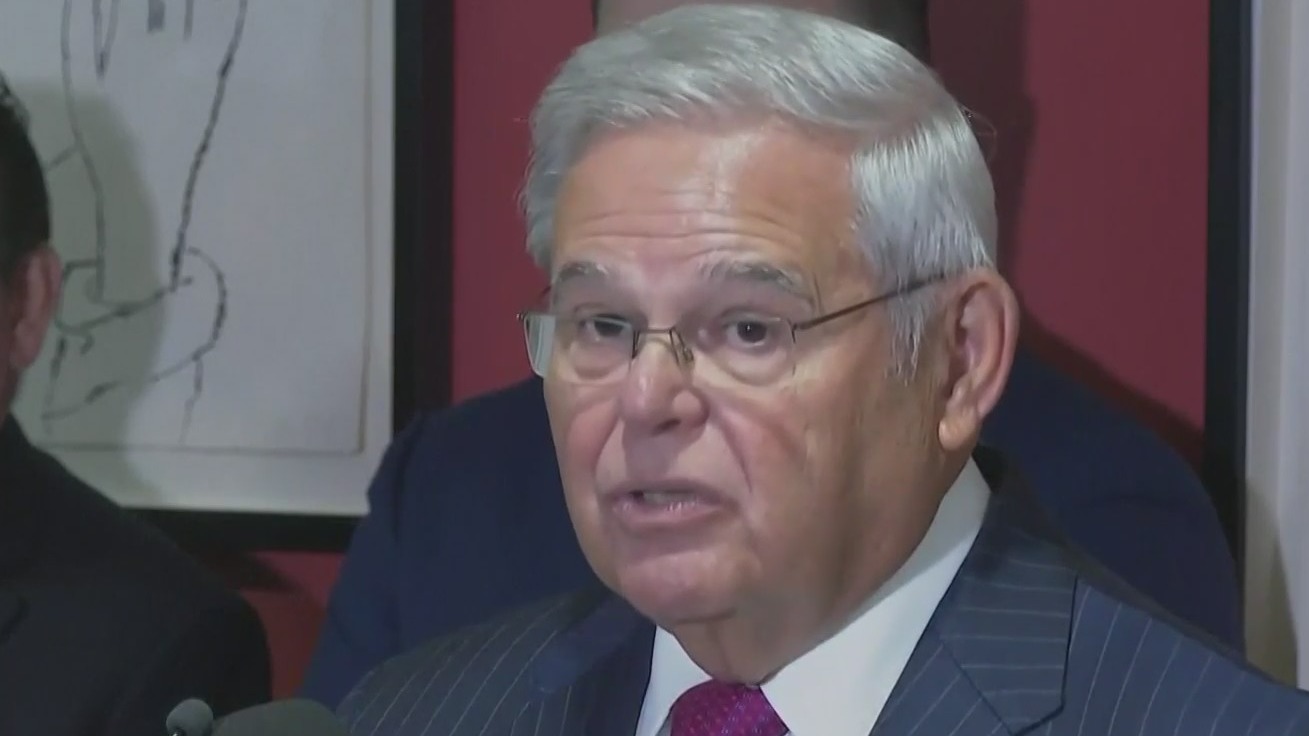 Calls grow for Bob Menendez to resign after indictment | NewsNation Now ...