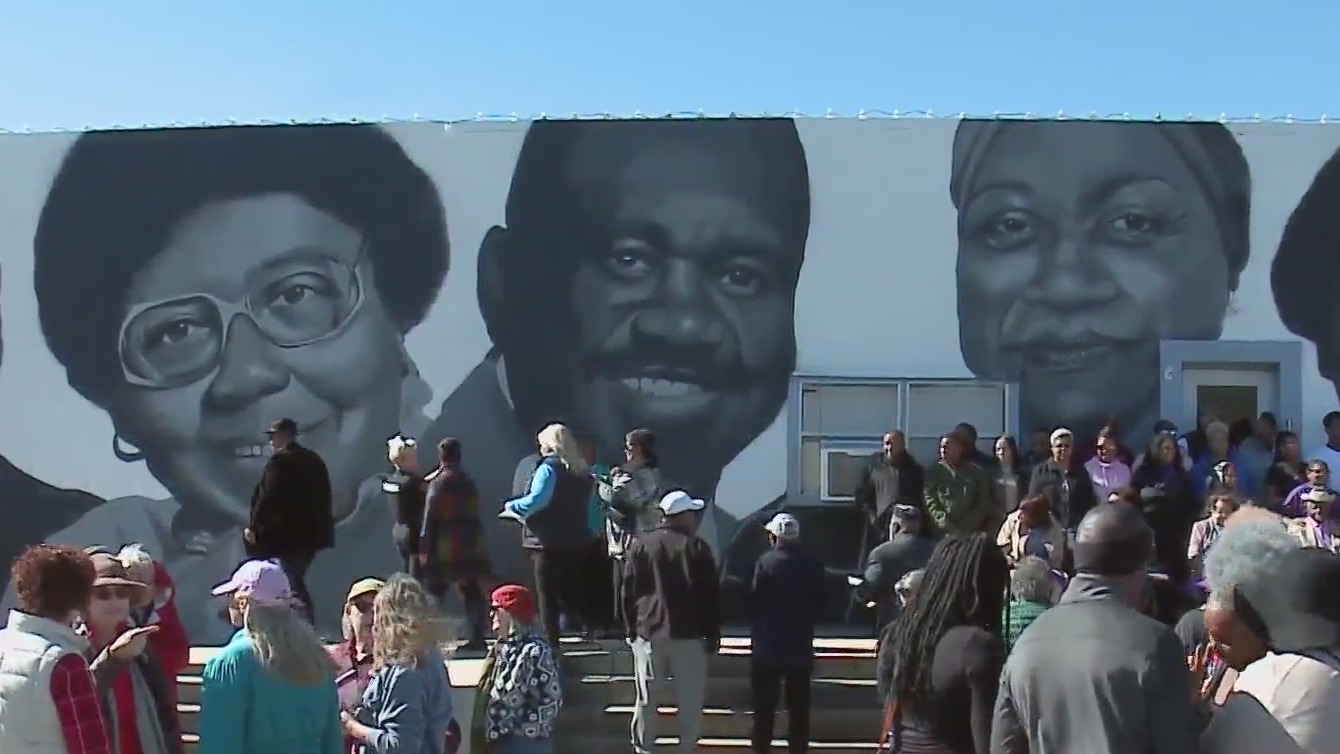 City of Elgin unveils mural honoring its black leaders – KXAN Austin