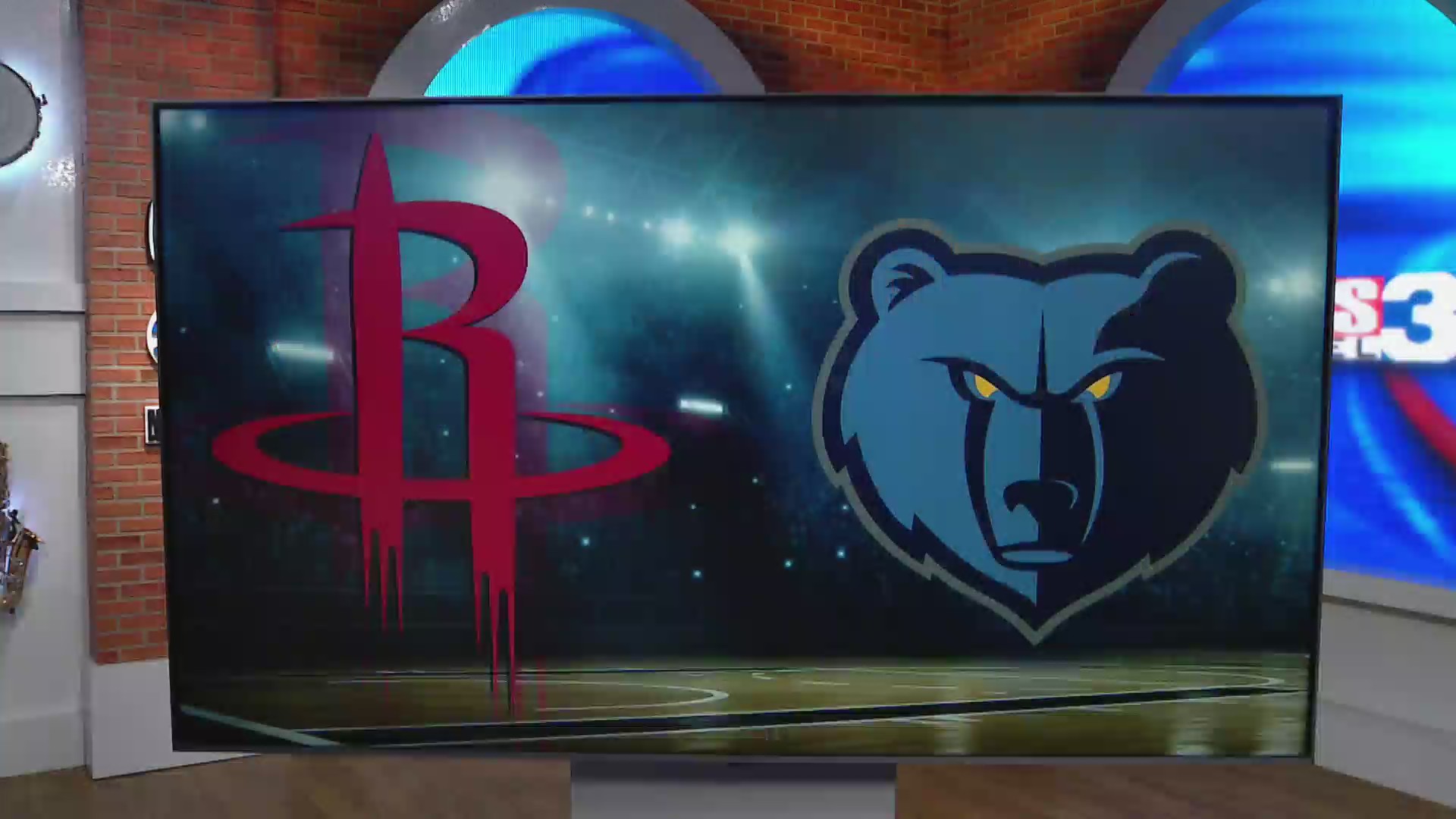 Brooks helps Rockets knock off his former team – WREG.com