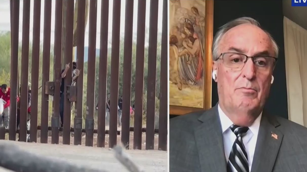 Arizona governor vetoes GOP-backed border bill | Vargas Reports ...