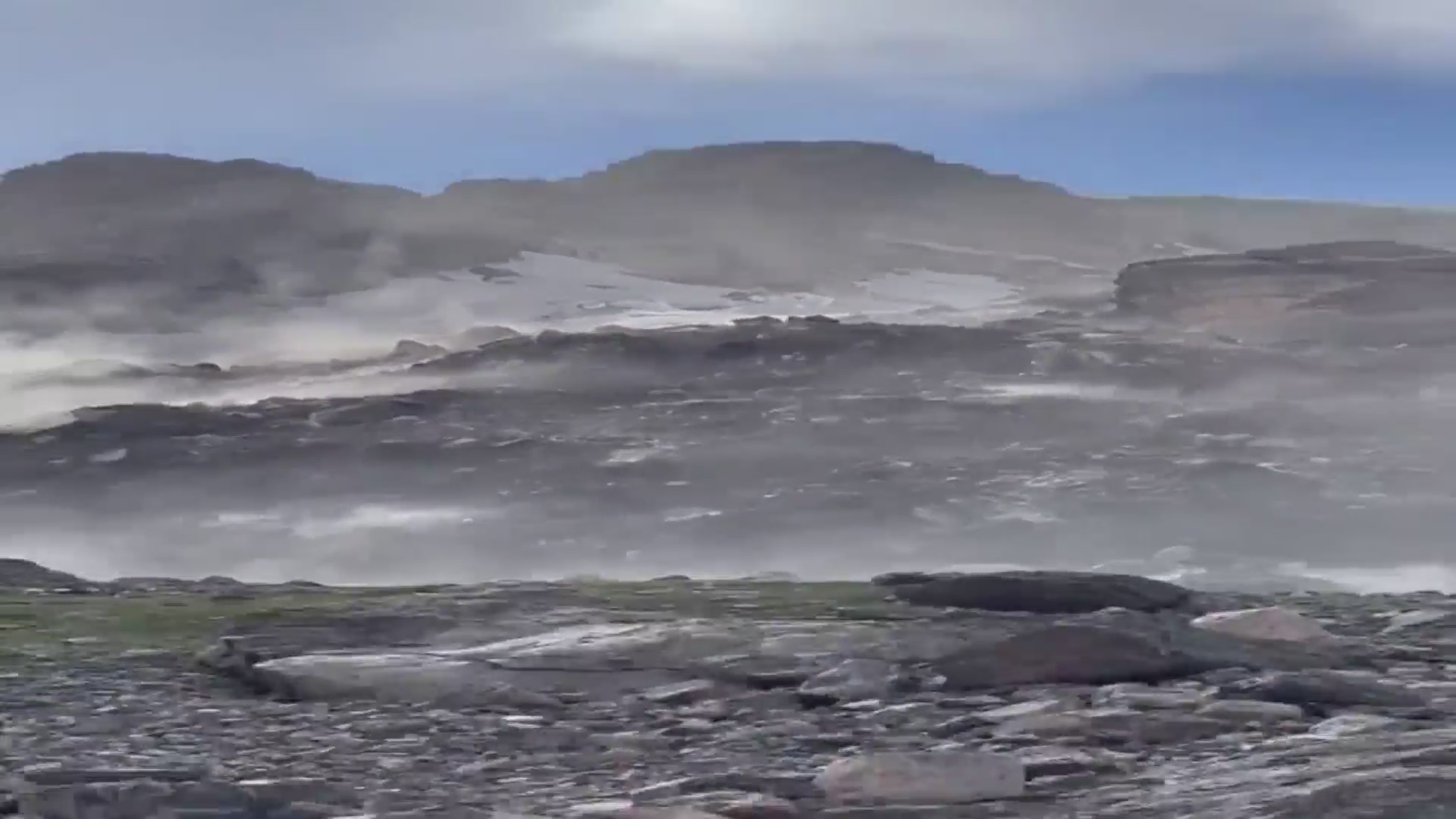 Hikers see rockslide at Rocky Mountain National Park – FOX31 Denver