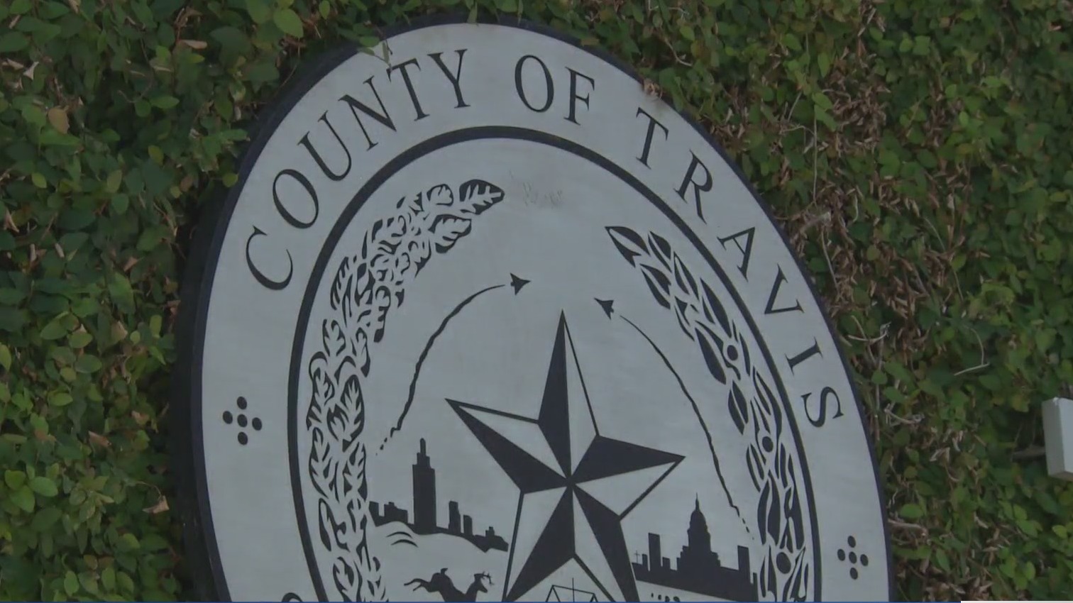 Travis County approves 12-week paid parental leave for county employees ...