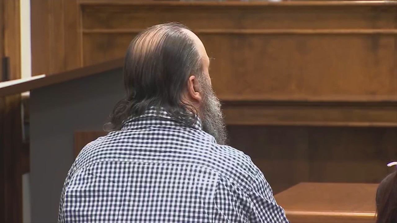 Trial begins for Green Bay man accused of stabbing two women in victim ...