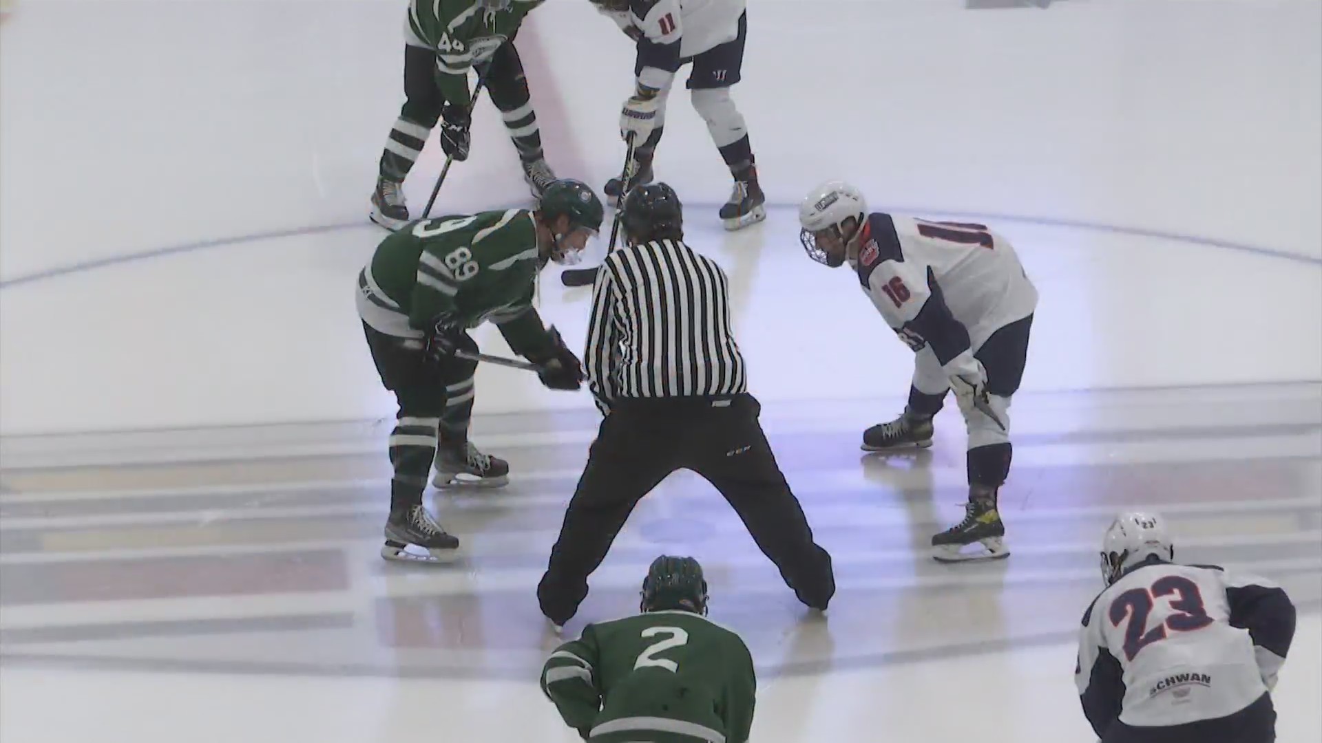 Hockey: UMary Gets Back in the Win Column Against DCB – KX NEWS