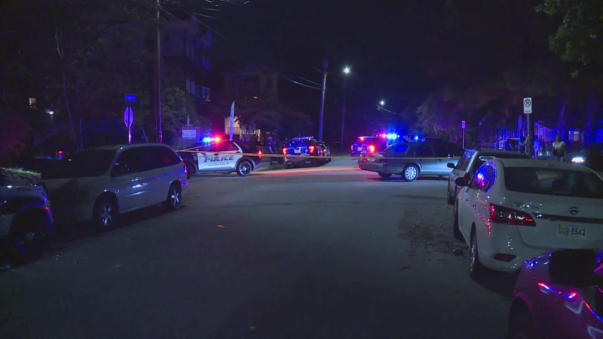 Neighbors on Killam Ave. describe chaos at mass shooting scene – WAVY.com