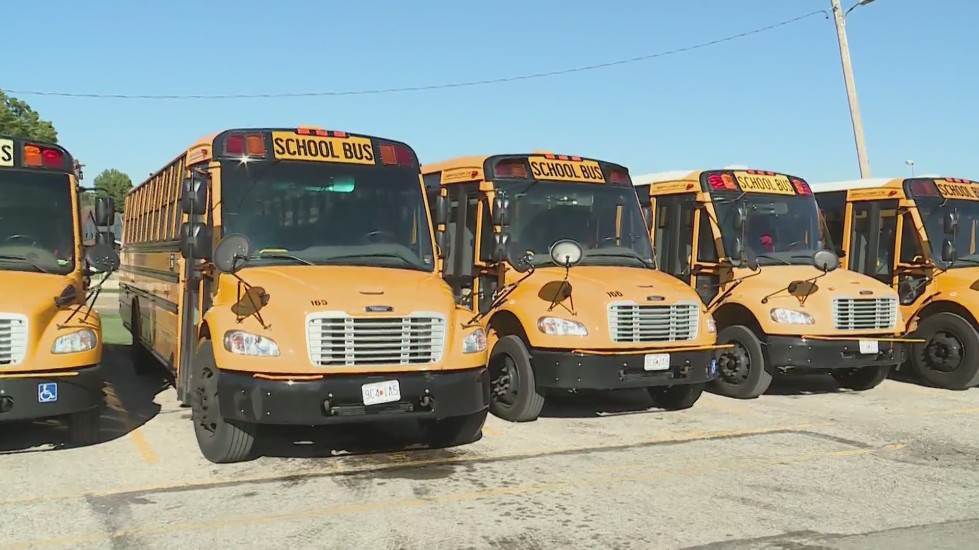 Families frustrated over St. Louis school bus shortage – FOX 2