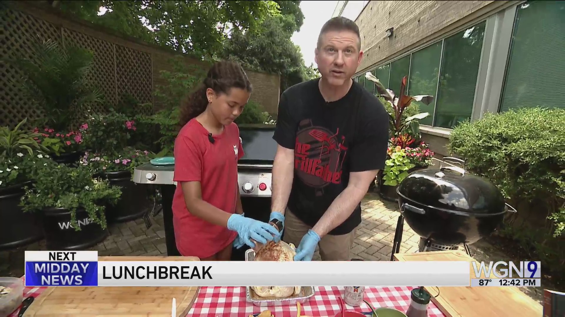 Lunchbreak: Mike Janssen fires up the WGN grills! – WGN-TV