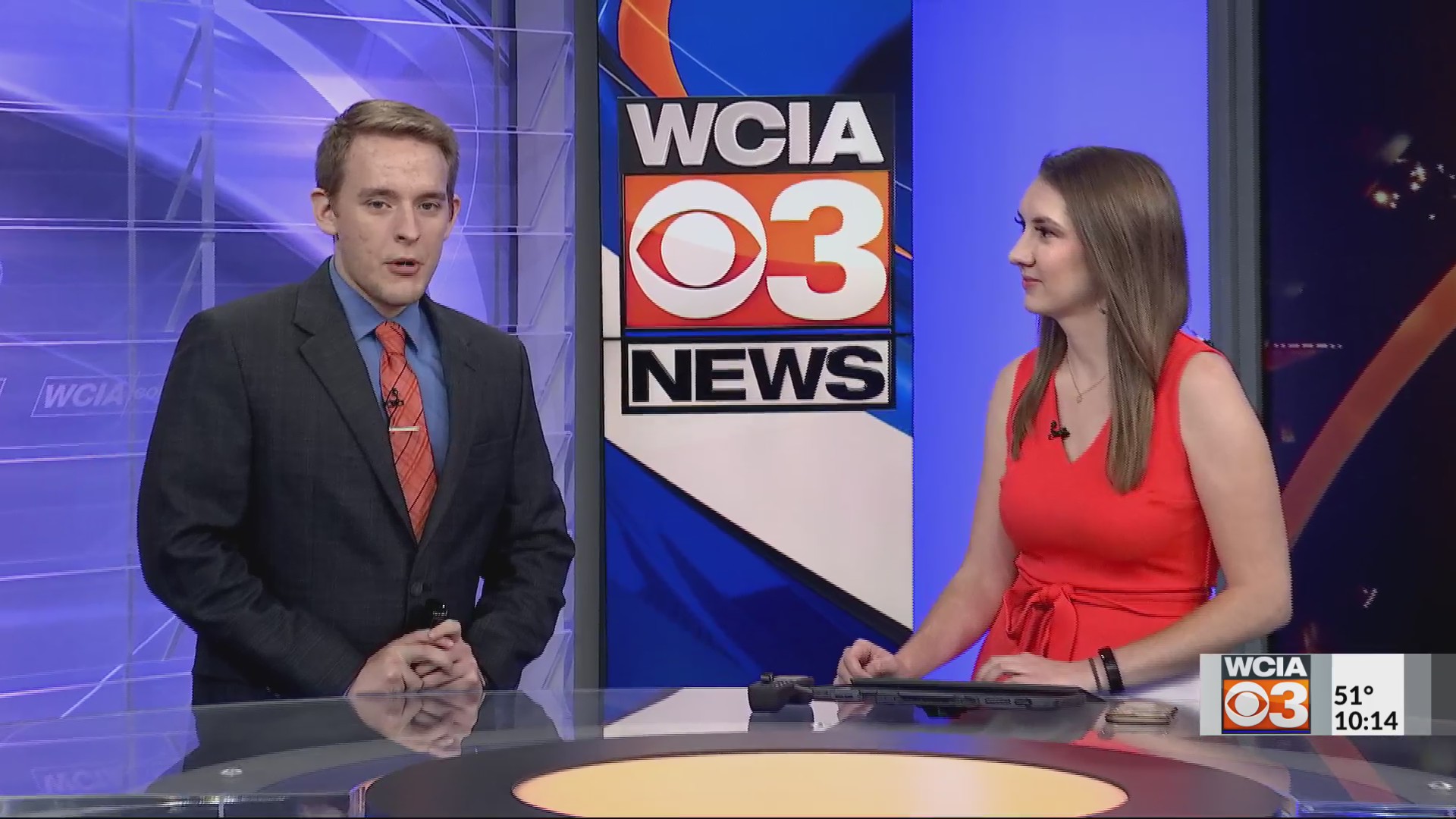 Amanda and Seth eclipse adlib – WCIA.com