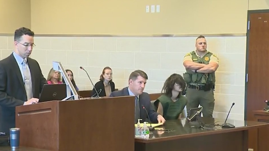 Jury to decide if Davis stabbing suspect Carlos Dominguez is competent ...