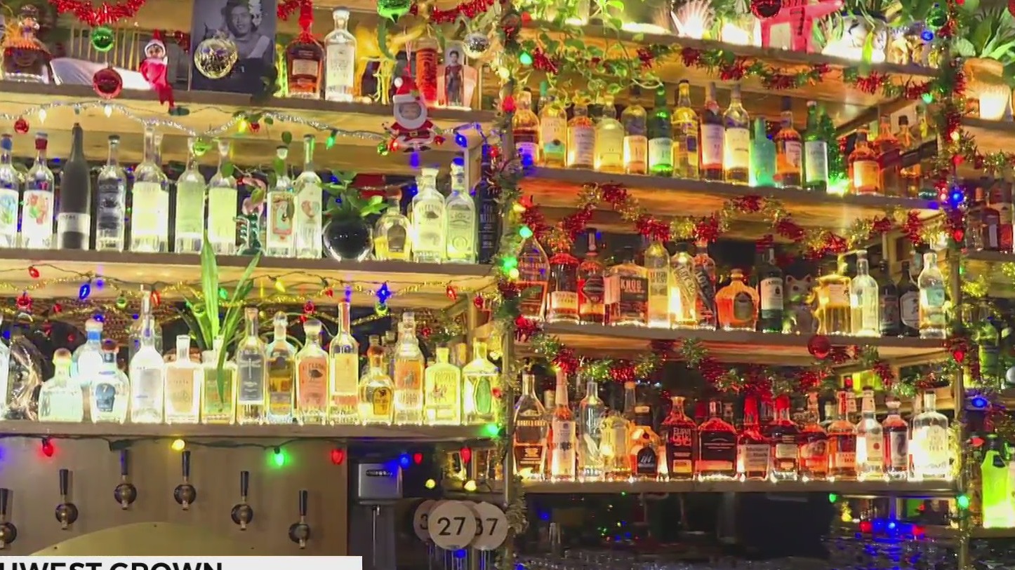 Hey Love at Jupiter Hotel hosts Festivus celebration – KOIN.com