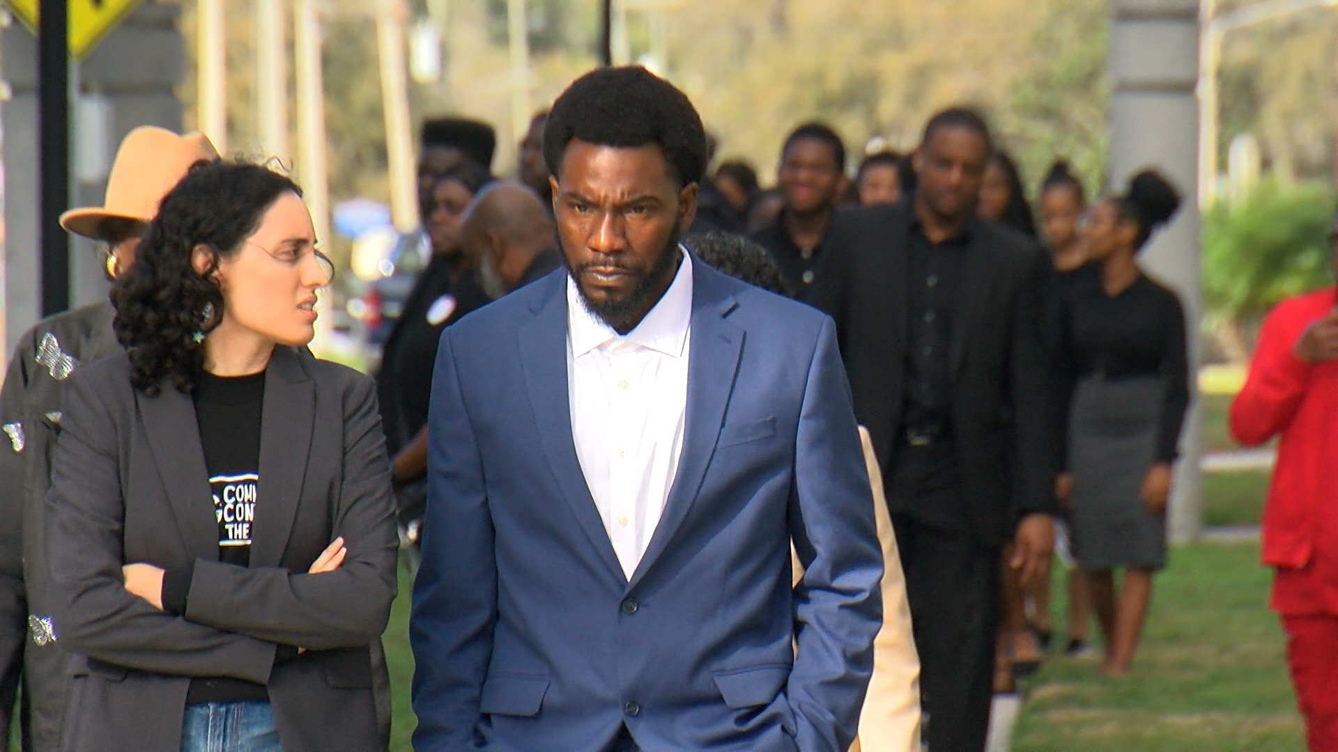 Protestors call for charges against Antwan Glover to be dropped as ...