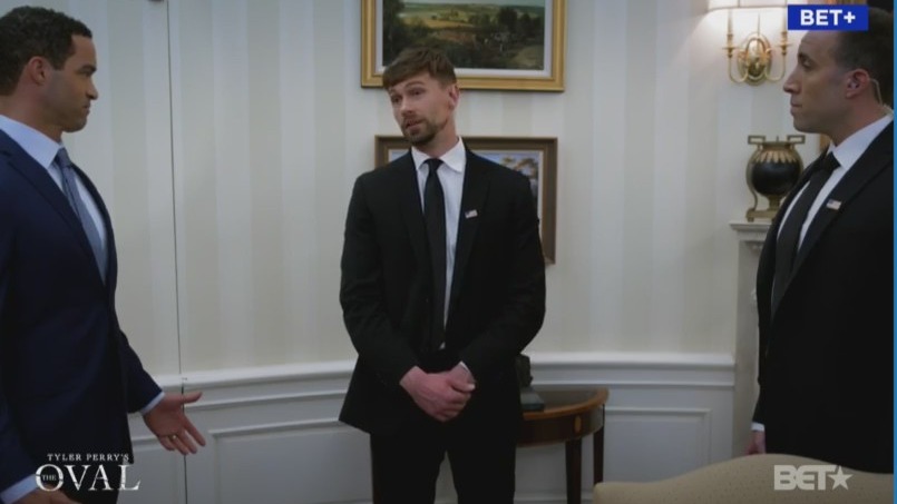 Actor talks Tyler Perry’s new drama ‘The Oval’ – PIX11