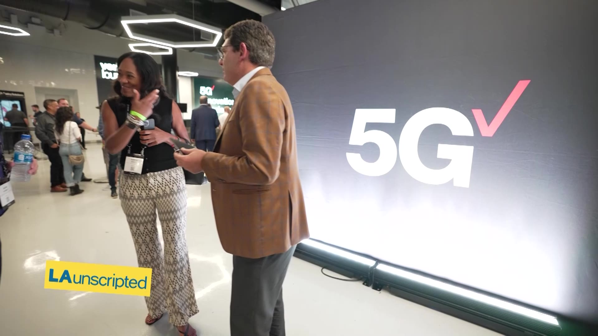 A look inside Verizon’s 5G innovation series at SoFi Stadium – KTLA