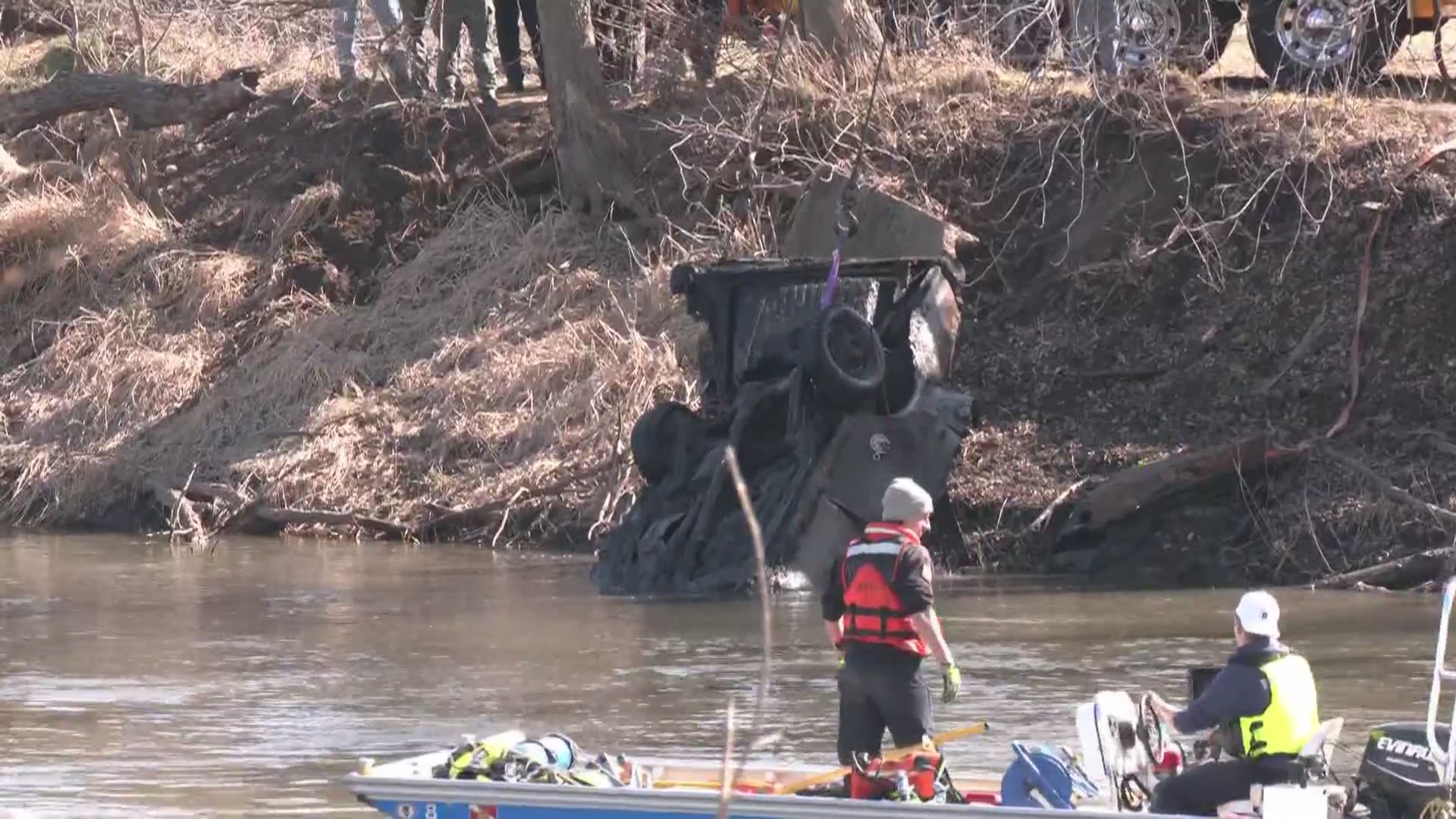 Car found in Pecatonica River linked to 47-year-old missing persons ...