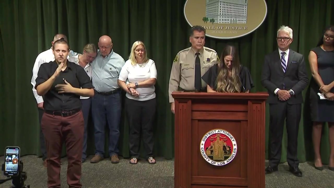 Deputy Ryan Clinkunbroomer’s fiancé speaks at news conference to update ...