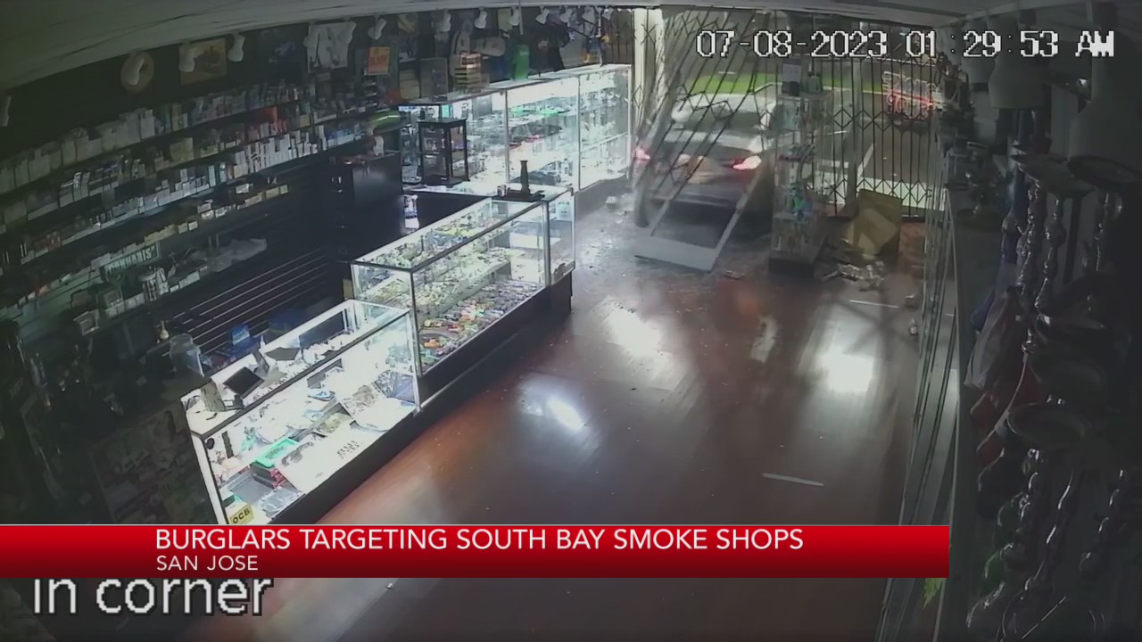 Smoke shop broken into after vehicle rams into store – KRON4