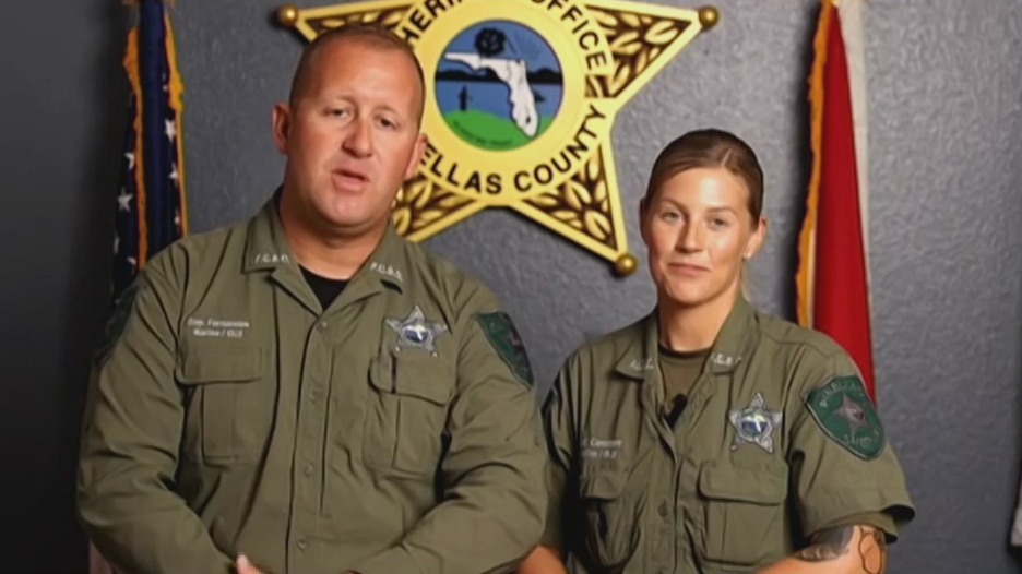 Video: Florida deputies stop runaway boat | NewsNation Now – NewsNation