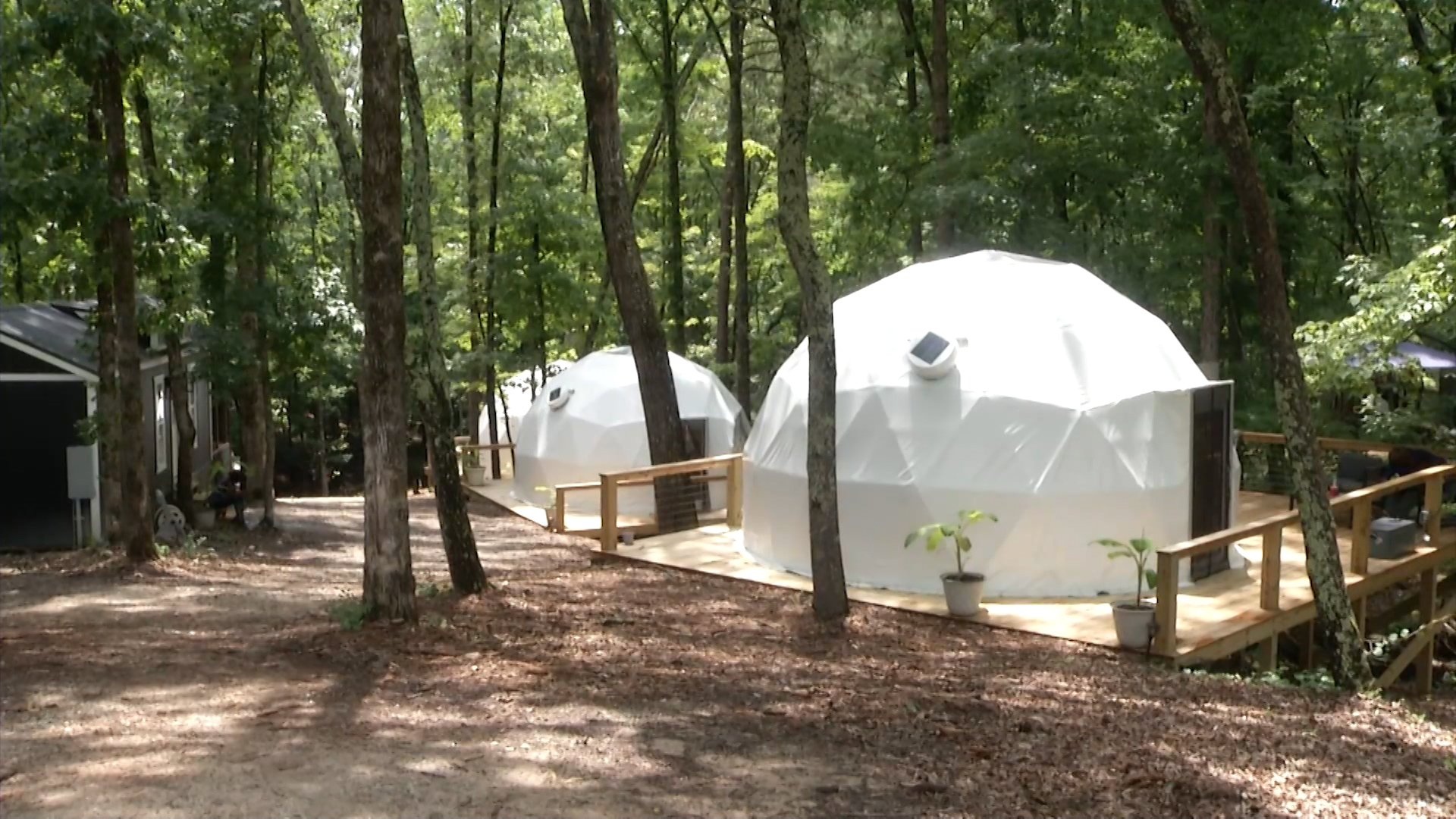 The Glamp Inn shows the glamorous side of camping – WJBF