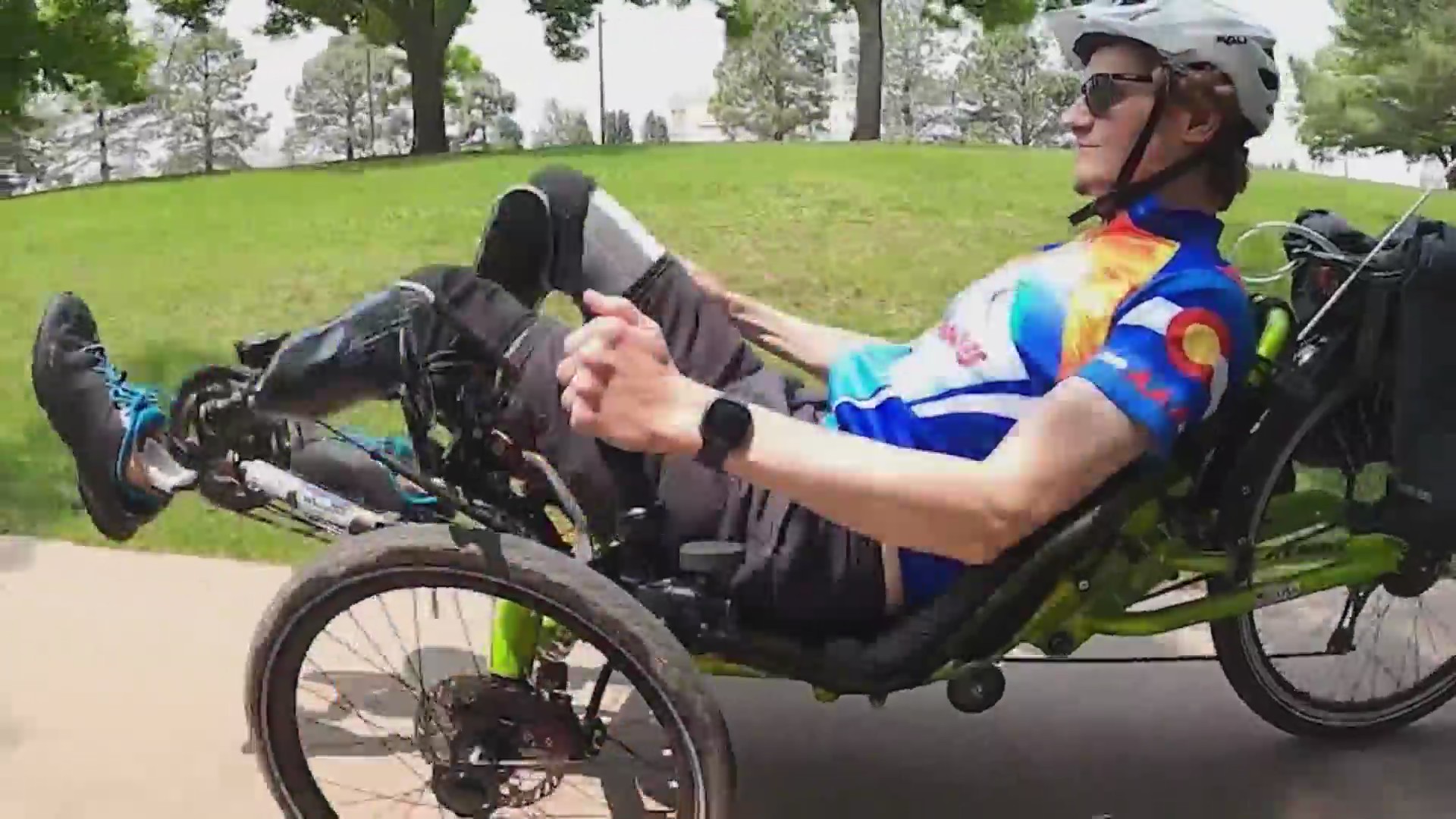 Colorado man loses legs, gains recumbent bike – FOX31 Denver