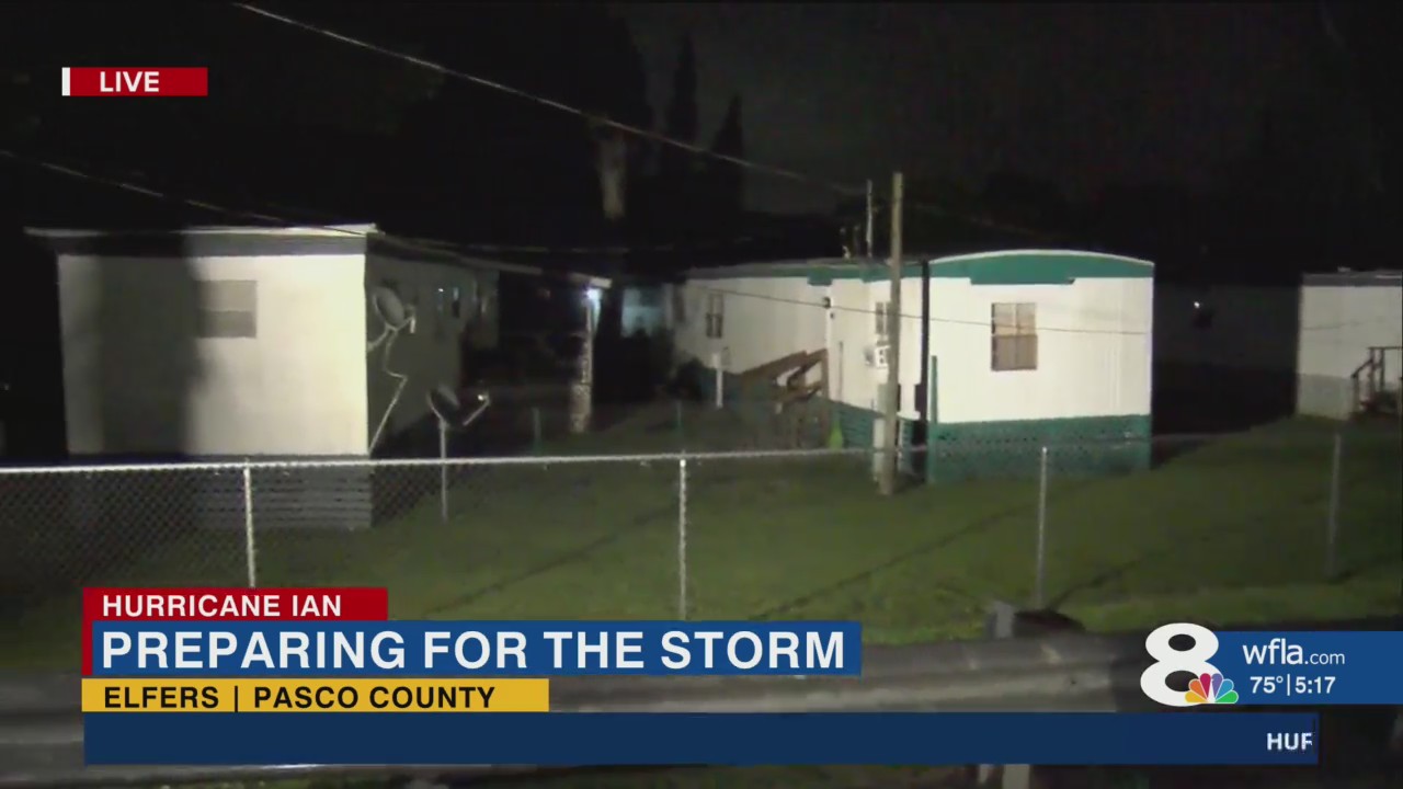 Tracking Hurricane Ian: Xavier Harris reports live from Elfers in Pasco ...