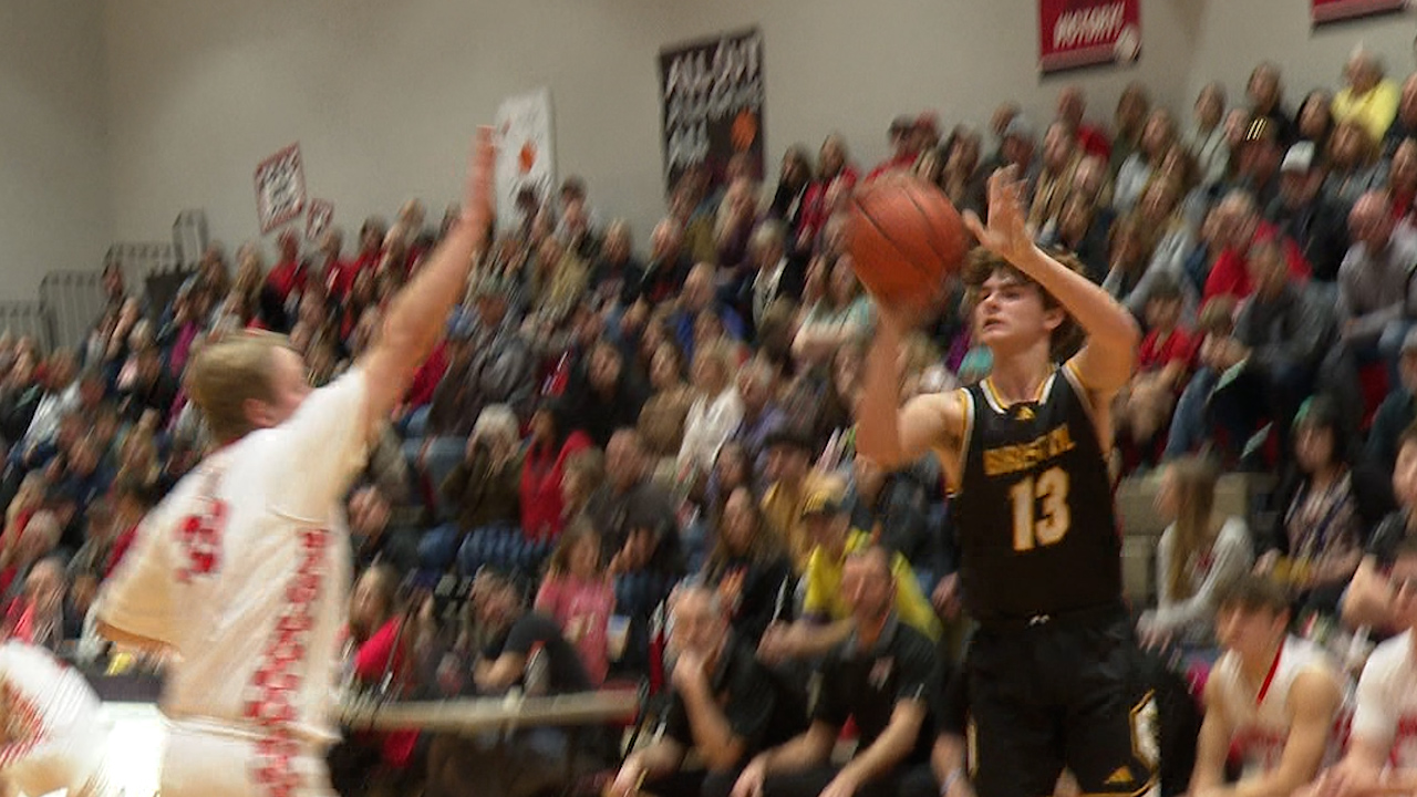 Berry, Bristol come out firing, defeat Badger – WKBN.com