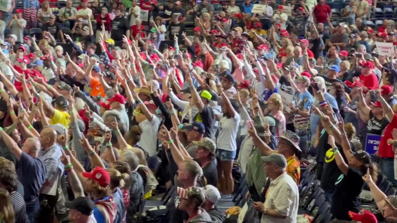 Trump Supporters Salute With Index Finger at Ohio Rally – MyStateline ...