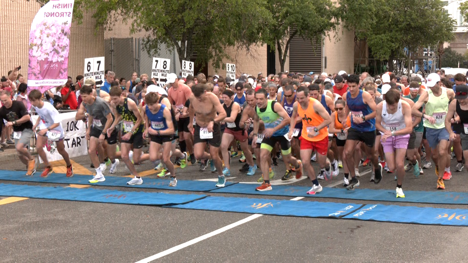 Azalea Trail Run dodges rain for big turnout – WKRG News 5