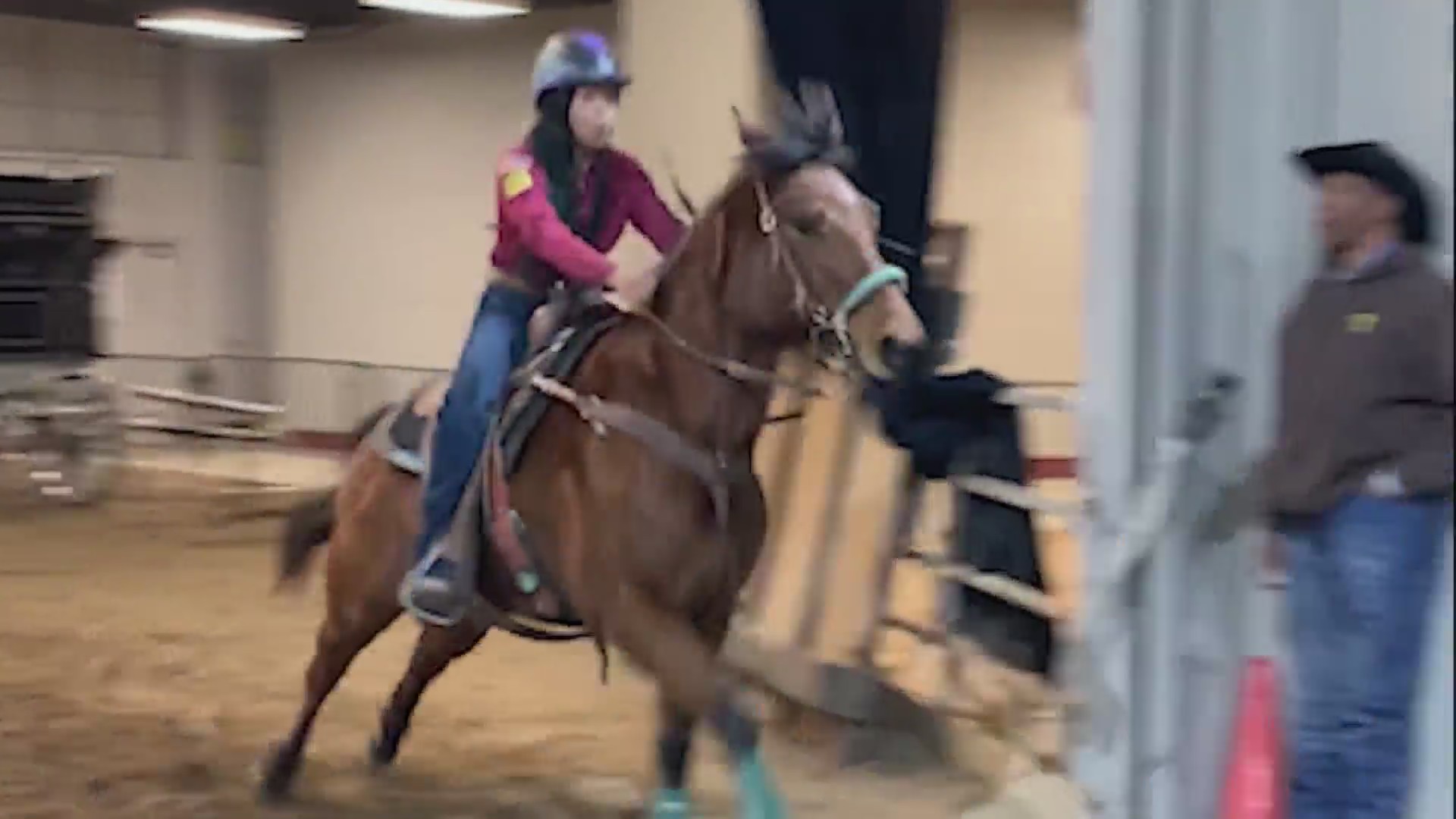 16-year-old barrel racer performing at NWSS – FOX31 Denver