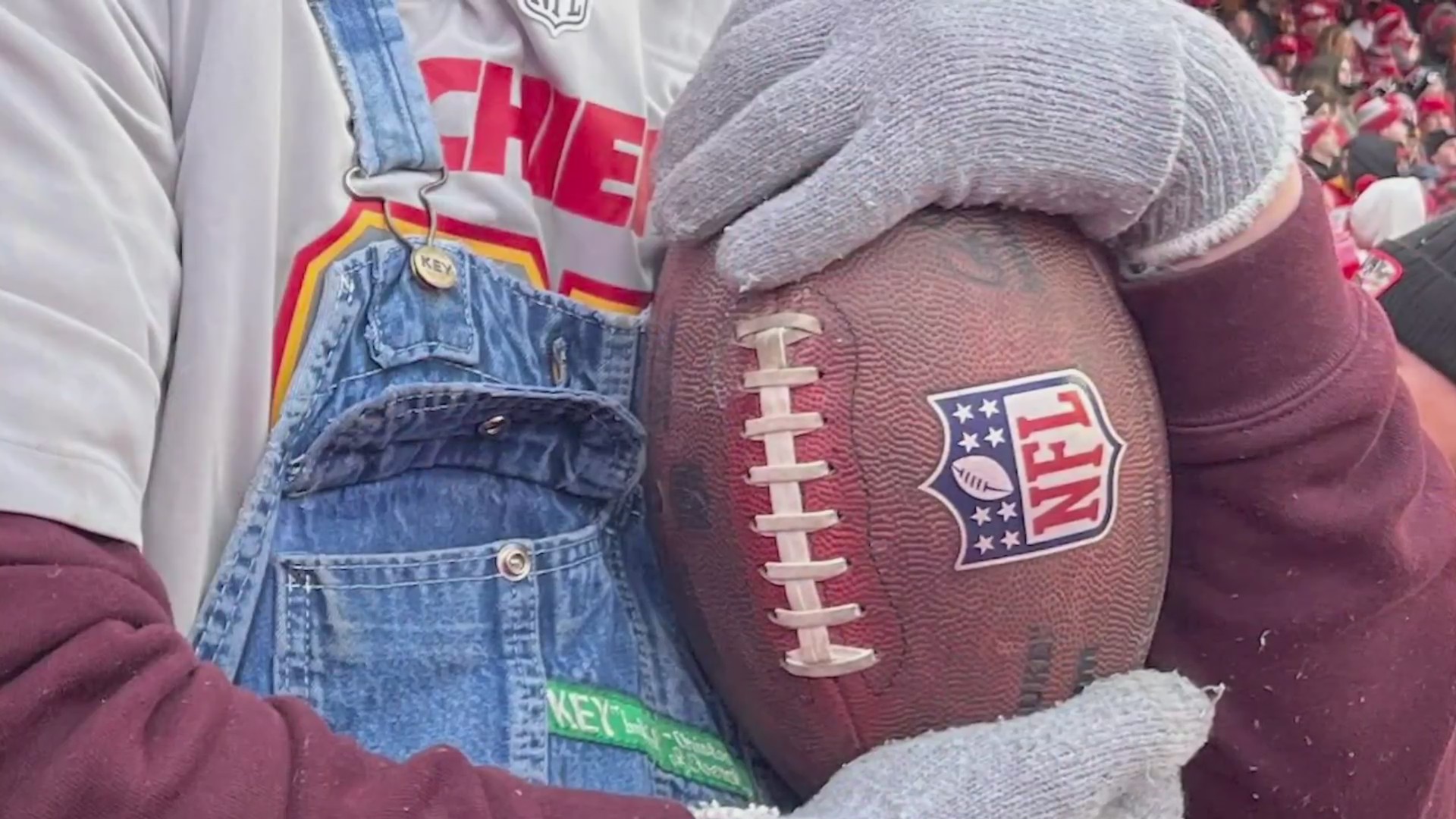 What Chiefs fan plans to do with Chad Henne touchdown ball – FOX 4 ...