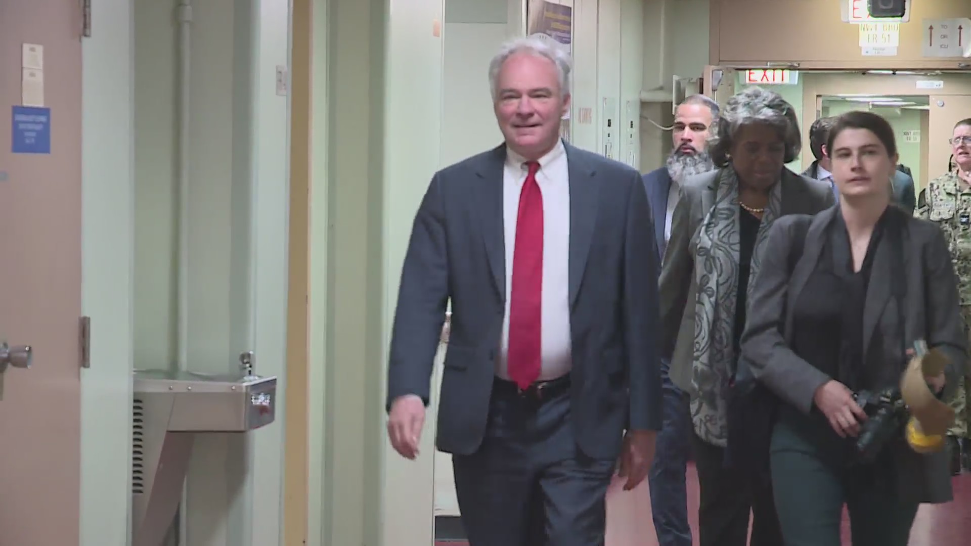 U.S. ambassador, Kaine visit USNS Comfort in Norfolk – WAVY.com