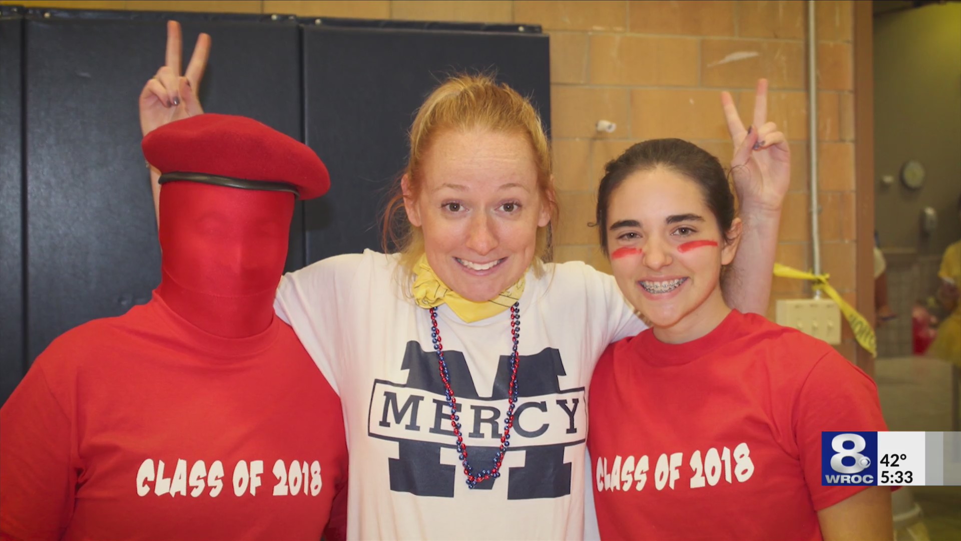 ‘Circle of Mercy’ rallies around family of teacher who died from rare ...