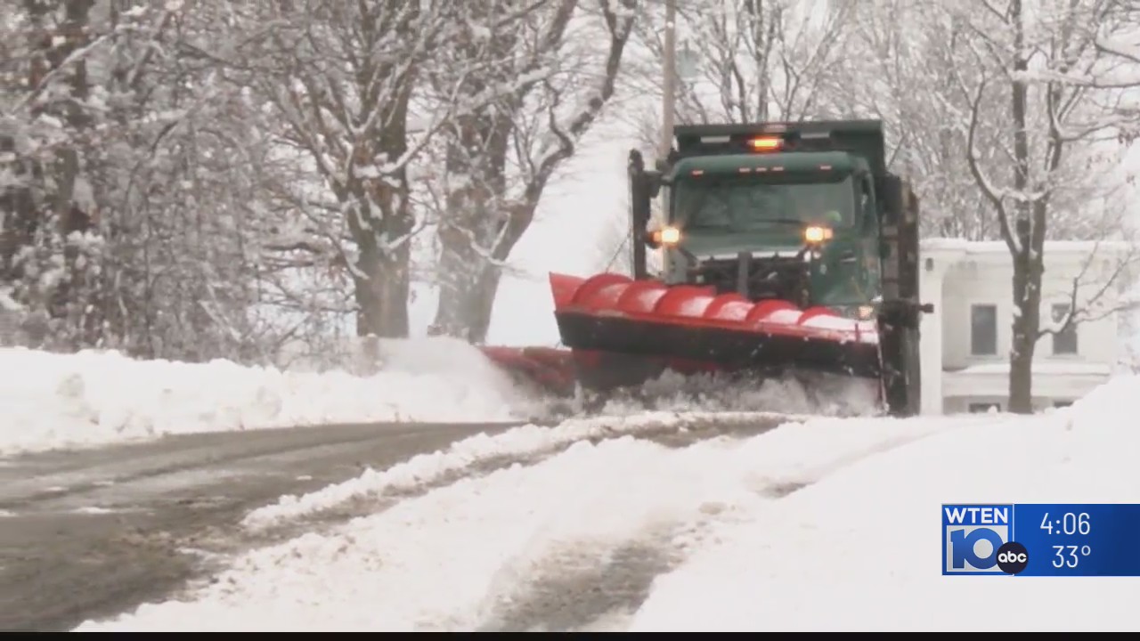 Month after fire, Minden cleans up significant snowfall – NEWS10 ABC