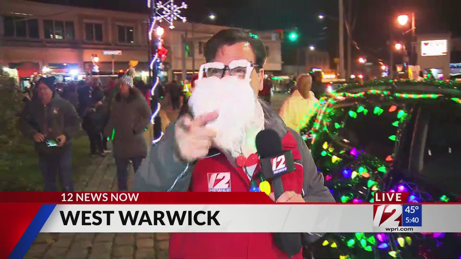 West Warwick hosts annual Christmas tree lighting – WPRI.com